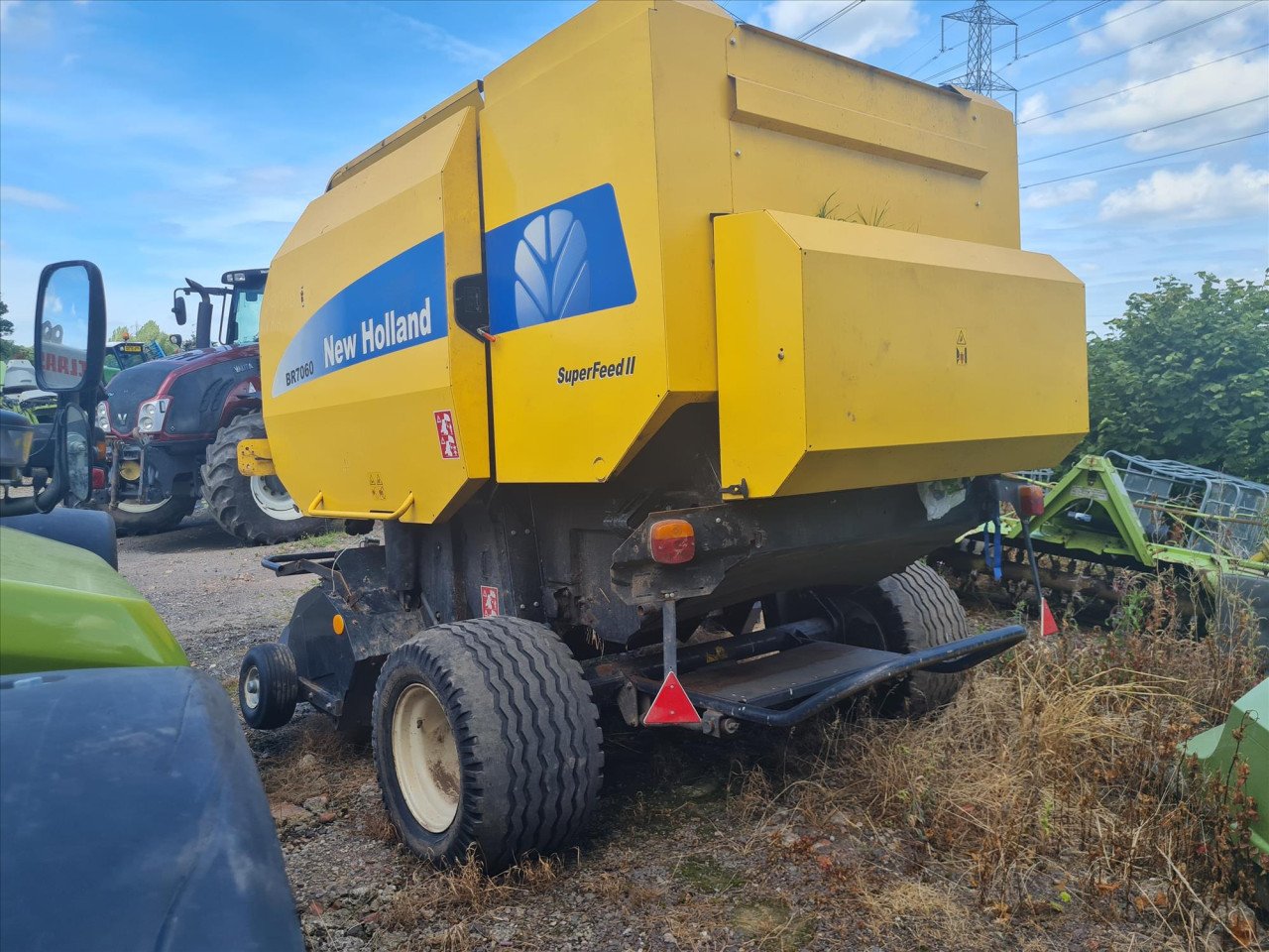 New Holland BR7060 BELT BALER - Farmart Media